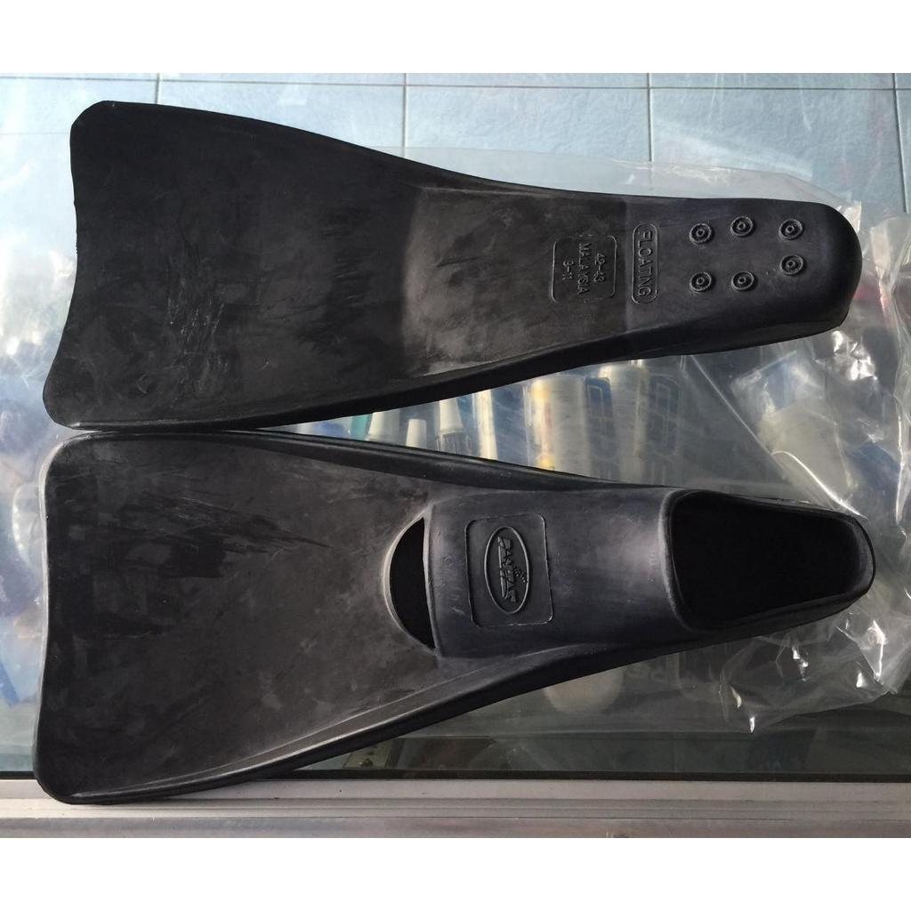 Jual Fin Pantas Rubber / Sepatu Selam Nelayan / Fin Pantas Model Lama ...