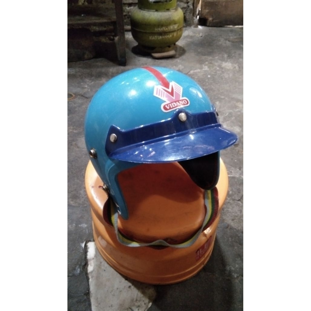 Jual helm anak model jadul lawas vintage untuk umur dibawah 5 tahun ...