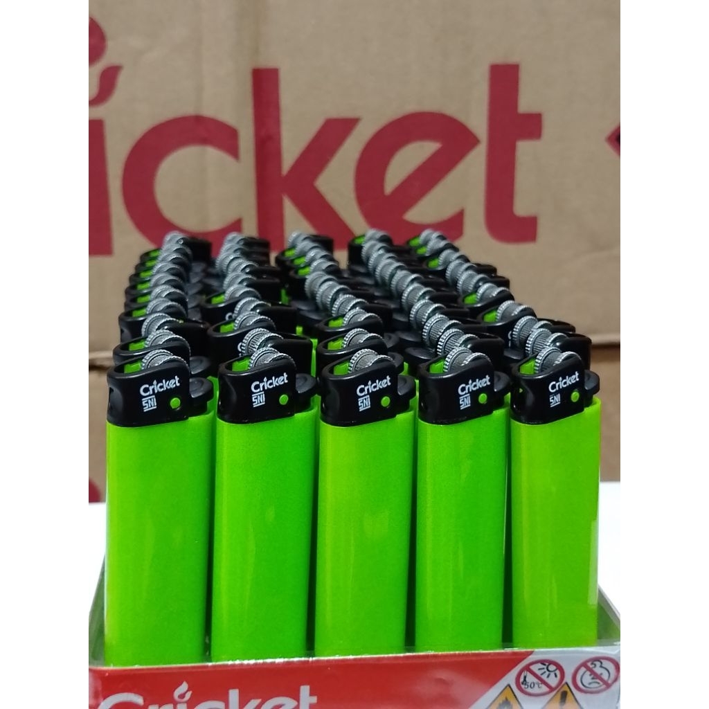Jual Korek Gas Cricket Hijau Muda 1 Pack isi 50 pcs @800g | Shopee ...