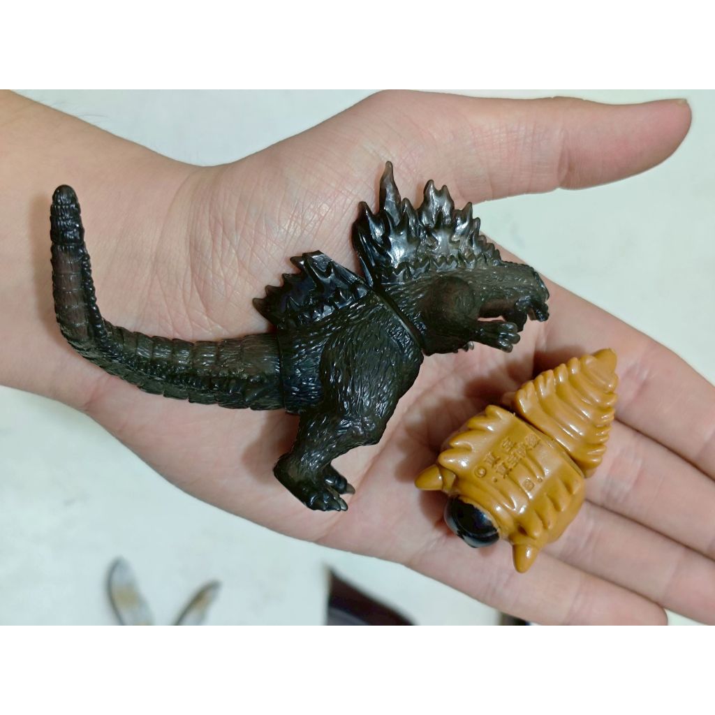 Jual vintage toho bandai mini figure godzilla HG rodan megaguirus ...