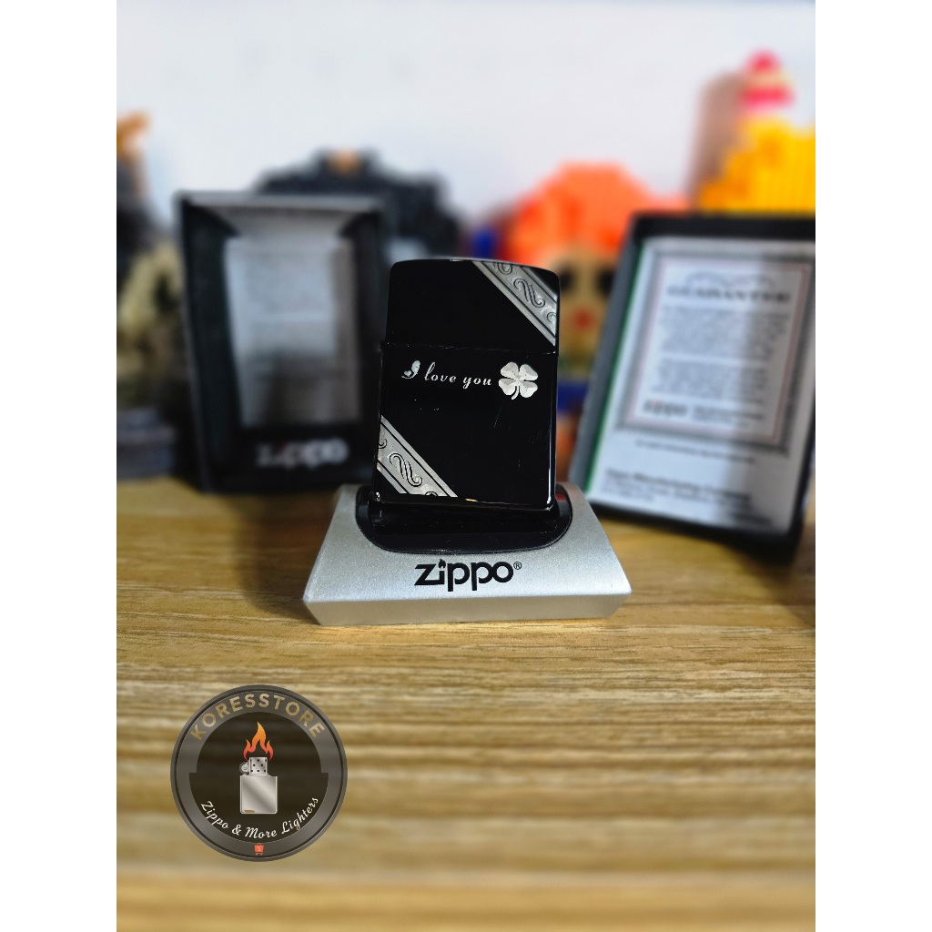 Jual ZIPPO BLACK ICE A FOUR CLOVER ORIGINAL WITH SEAL ORANGE | Shopee ...