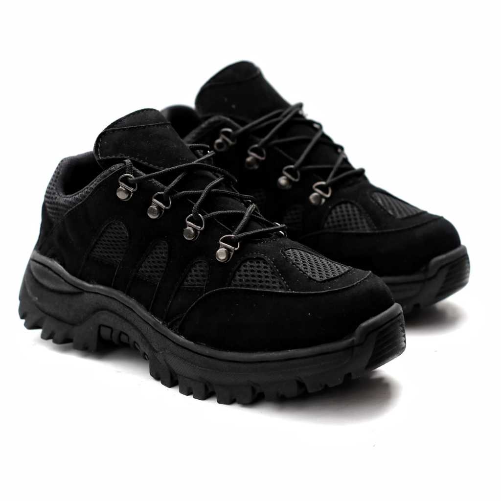 Jual Sepatu Trekking Low Hitam Sneakers Pria Sole Tebal Chunky Outdoor ...