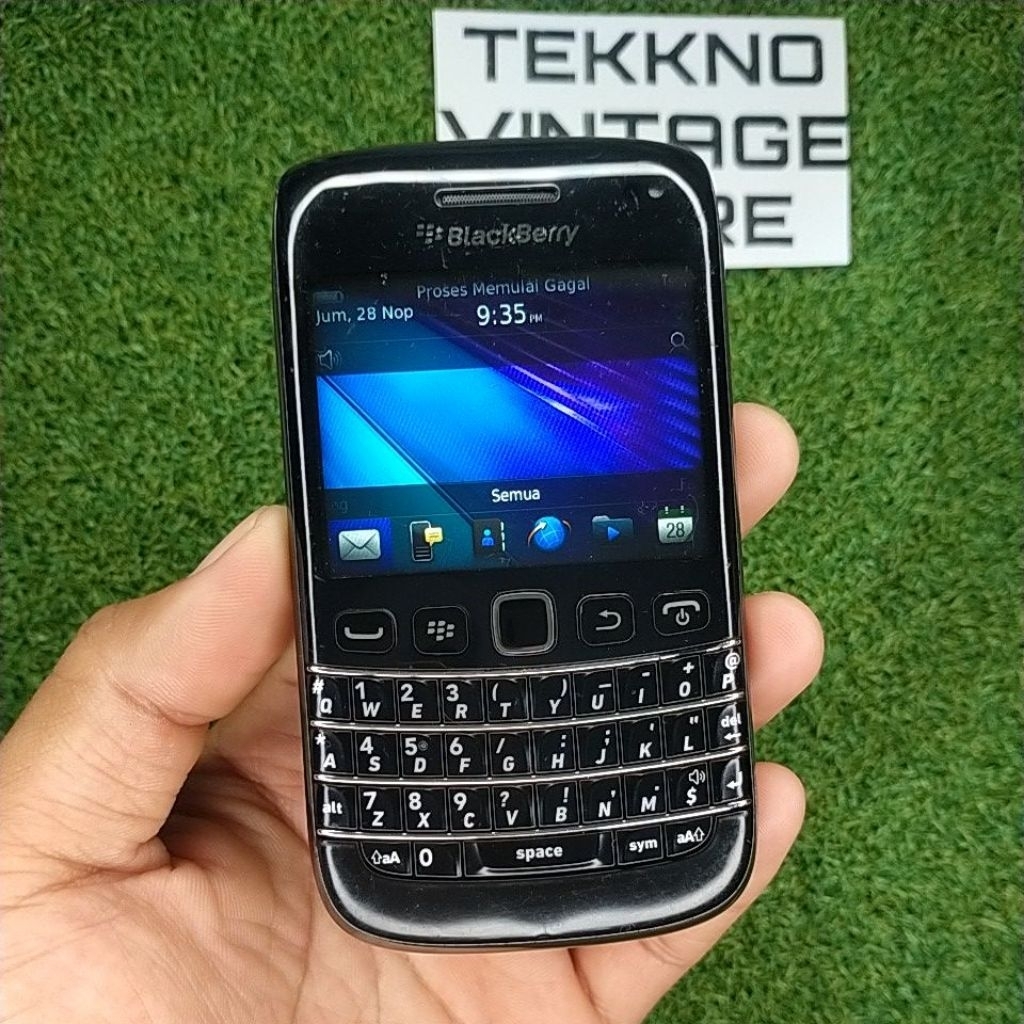 Jual Hp Jadul Blackberry Bellagio 9790 Black Original Touchscreen ...