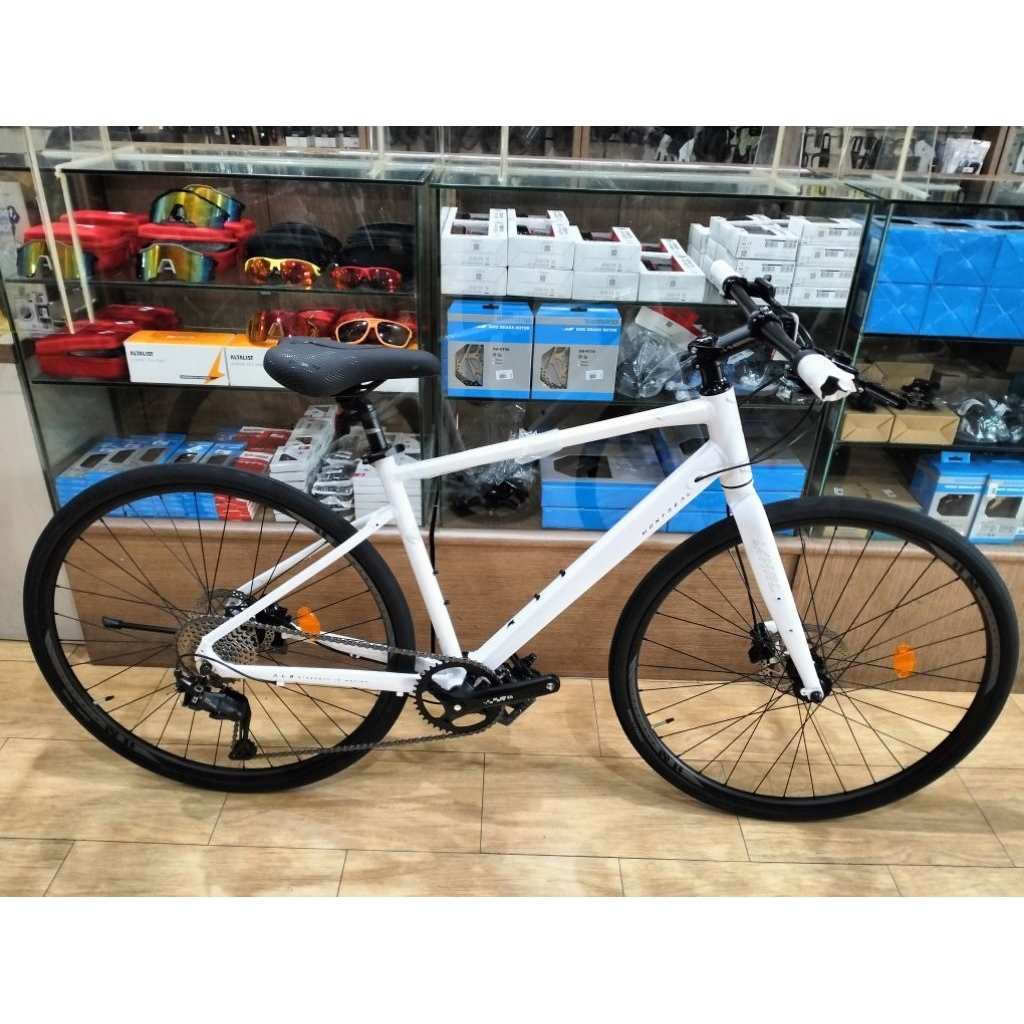 Jual Sepeda Hybrid Element Montreal URB 9 Speed Shimano Cues 700c ...