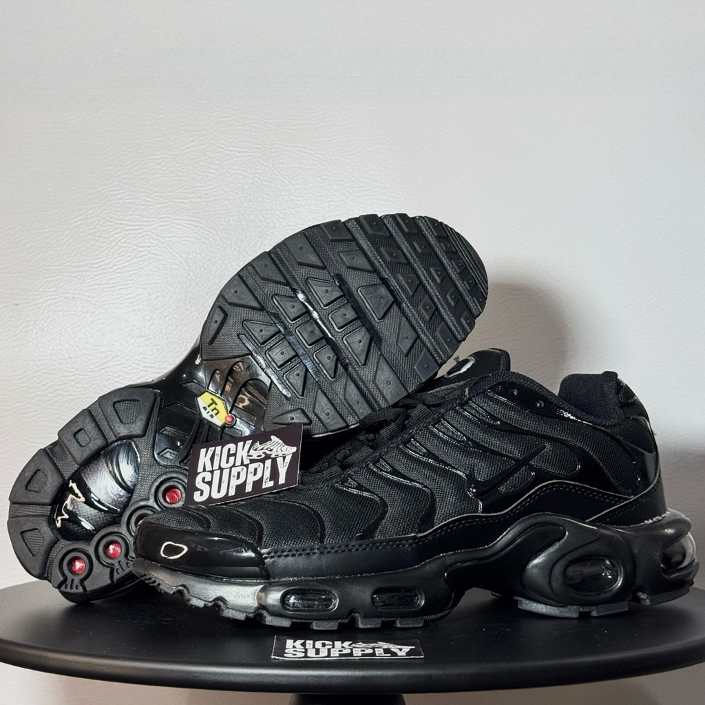 Jual Sepatu Sneakers Pria Wanita N*ke Air Max Tn Full Black Kalcer ...