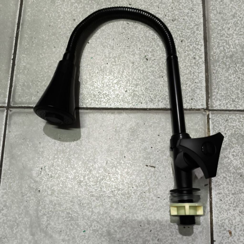 Jual Kran Angsa Fleksibel Tanam Terompet Hitam Kran Dapur cuci piring ...
