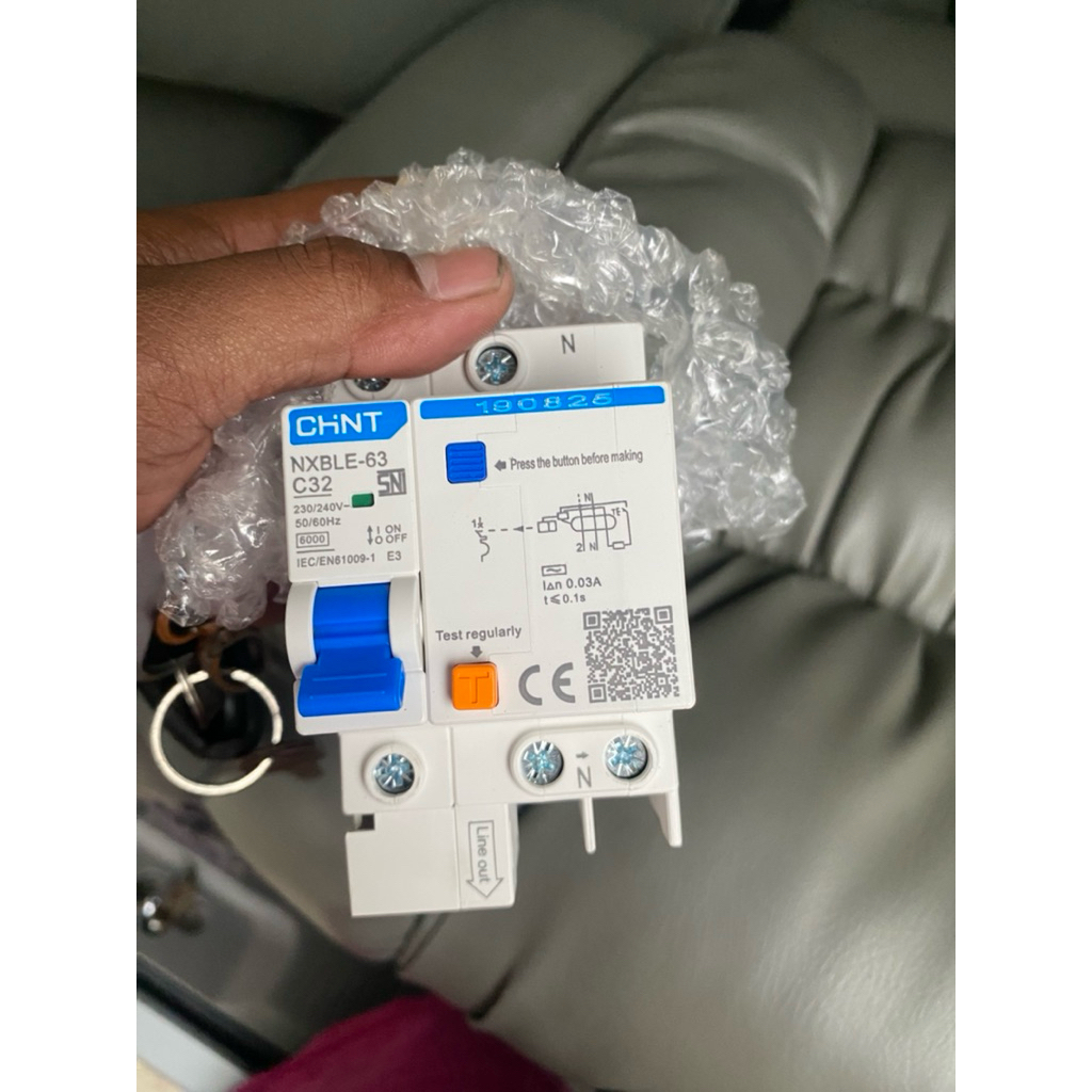 Jual RCBO MCB wall Charger Mobil Listrik ELCB CHINT NXBLE-63 1P + N32A ...