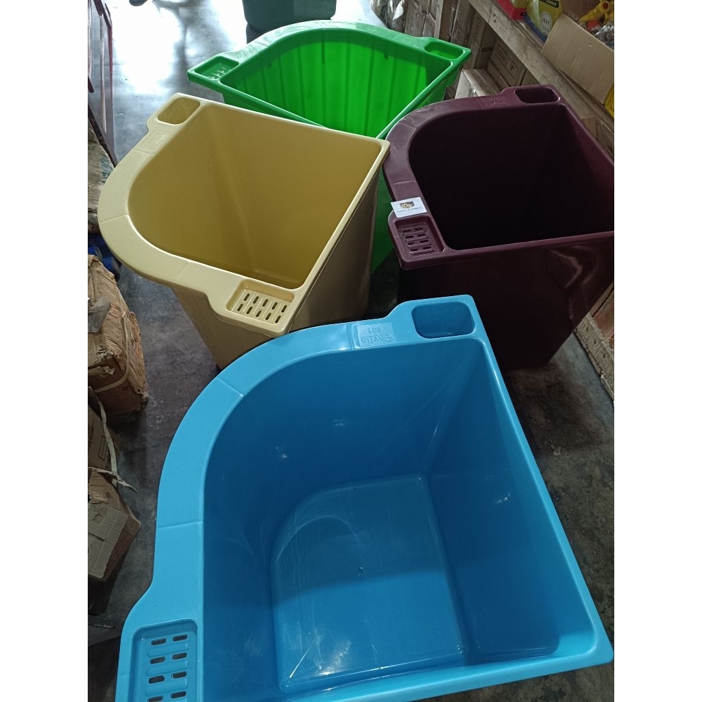 Jual (BAK MANDI) Bak Mandi Sudut penampung air PVC / Bak air plastik ...