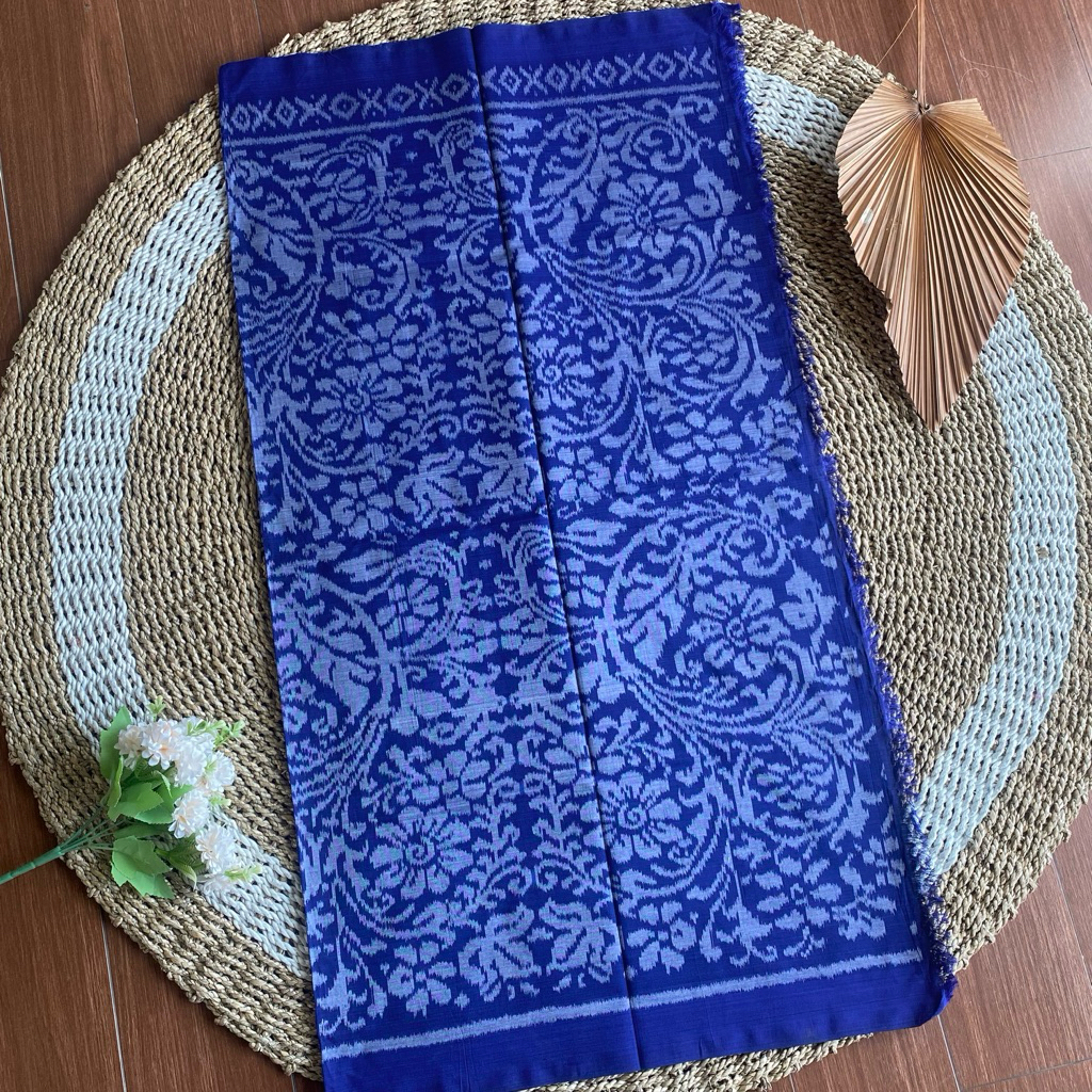 Jual KAIN TENUN ENDEK KHAS BALI MOTIF PATRA BIRU GRINGSING DIMENSI ...