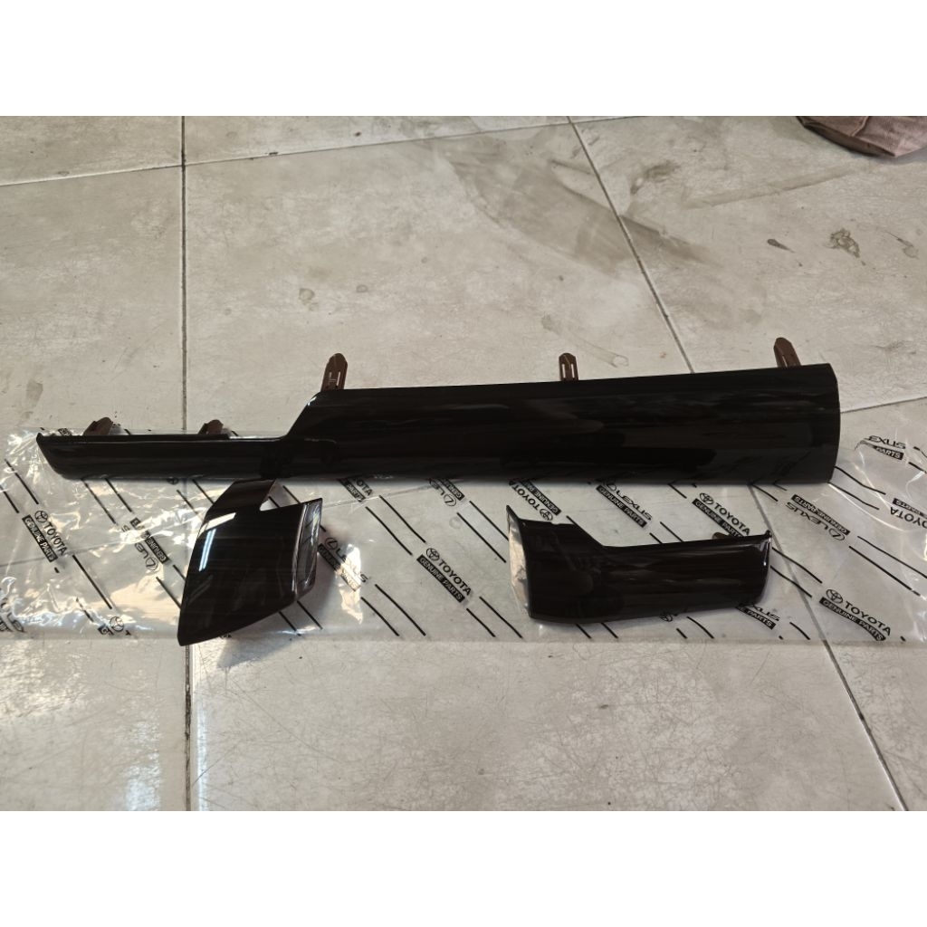 Jual Panel Wood Dashboard Mobil Innova Reborn 2021-2026 Black Wood 3 ...