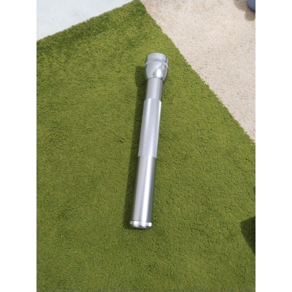 Jual senter vintage MAGLITE MADE IN USA 4-CELL D NOS | Shopee Indonesia