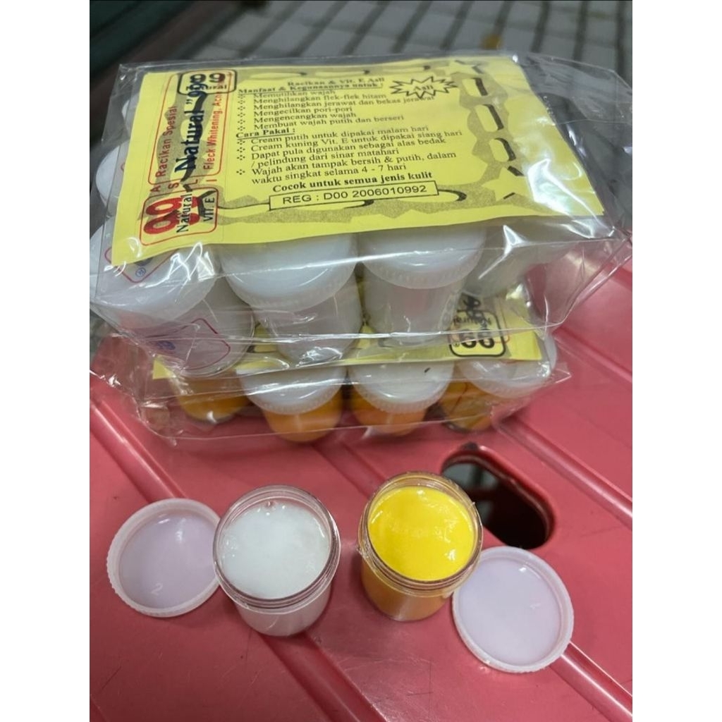 Jual Cream Natural 99 Vit E Siang Dan Malam Kemasan Plastik | Shopee ...