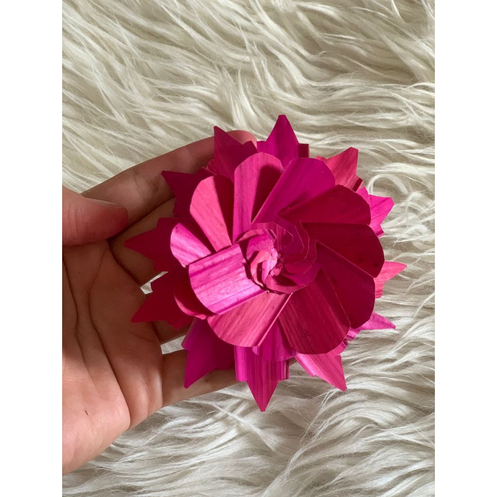 Jual Bunga Hiasan 10 cm | Busung Ibung | Tetuesan Bali | Jejahitan Bali ...