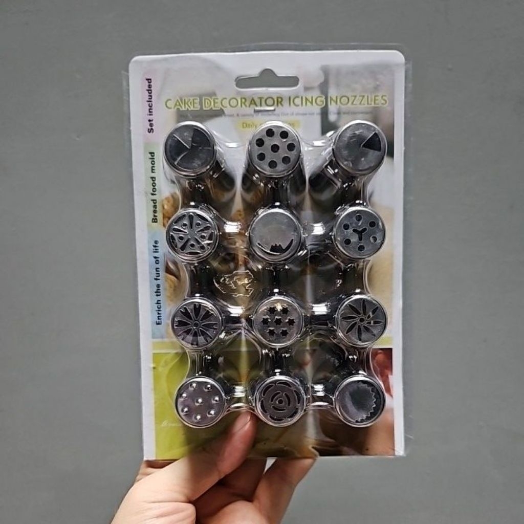 Jual spuit dekorasi kue mawar set - spuit bunga rusia 2 cm | Shopee ...