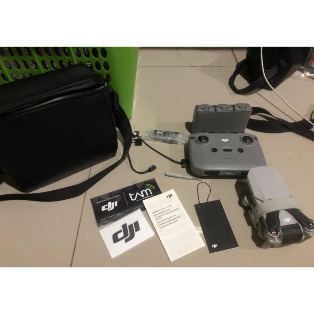 Jual Dji Mini 2 SE Combo second Muluss | Shopee Indonesia