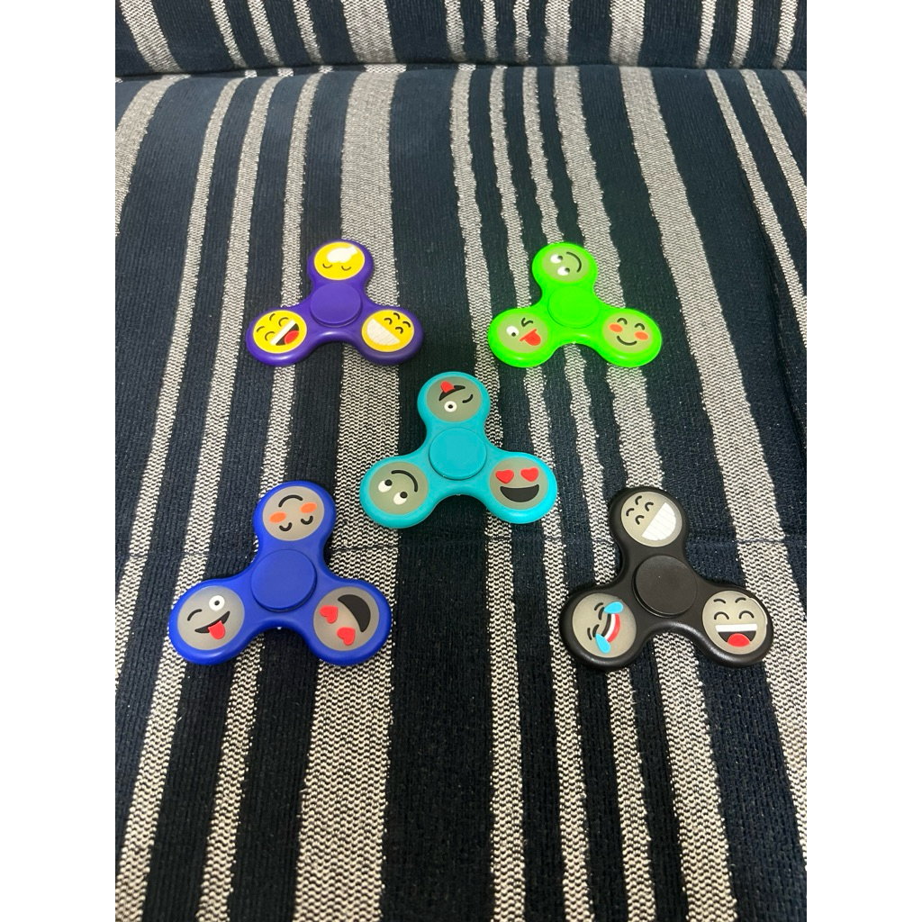 Jual Fidget Spinner Emoticon | Shopee Indonesia