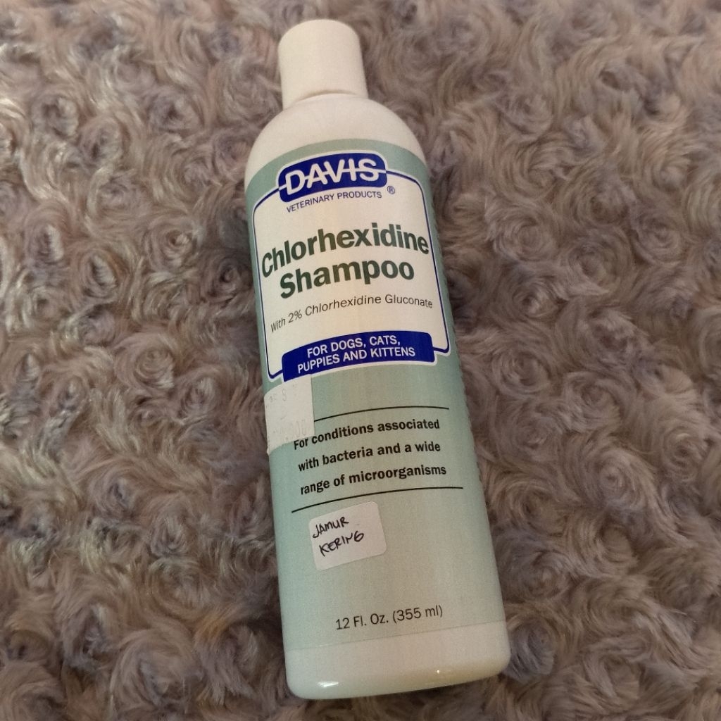 Jual Shampoo Davis Chlorhexidine Untuk Anjing Dan Kucing 335ml | Shopee ...