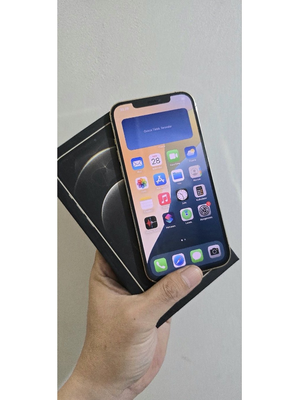 Jual Second IP 12 Pro Max 512gb Wifi Only Fullset | Shopee Indonesia