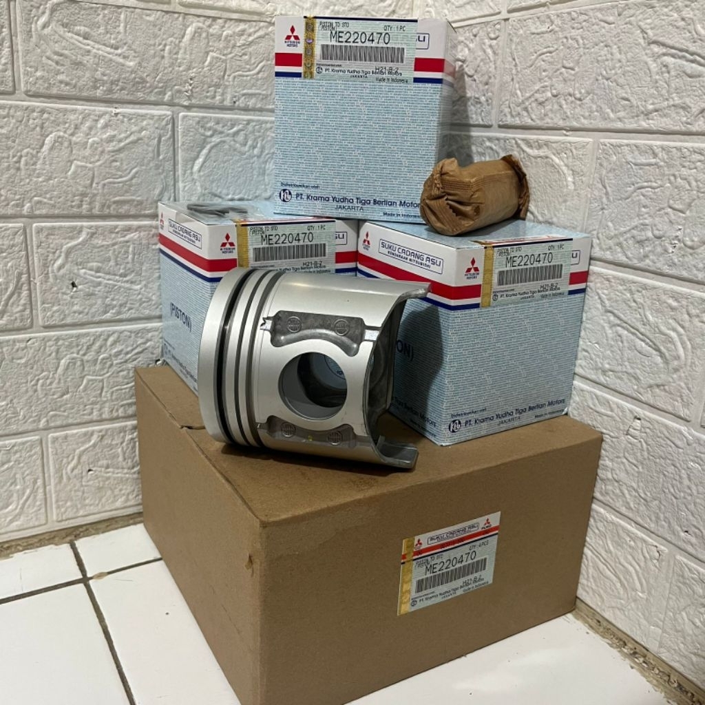 Jual PISTON ASSY CANTER PS125 ASLI ME220470 STD (1SET) 4PCS | Shopee ...