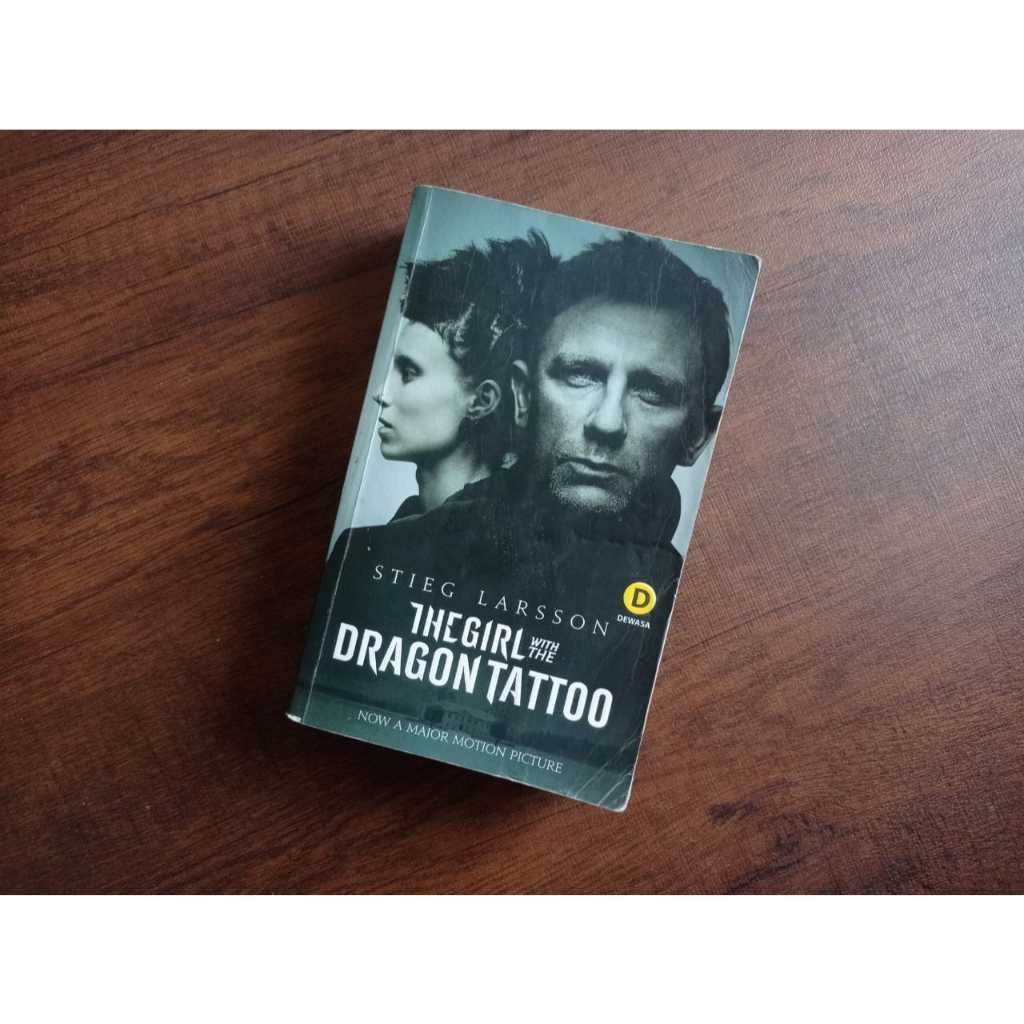 Jual The Girl with the Dragon Tattoo - Stieg Larsson | Shopee Indonesia