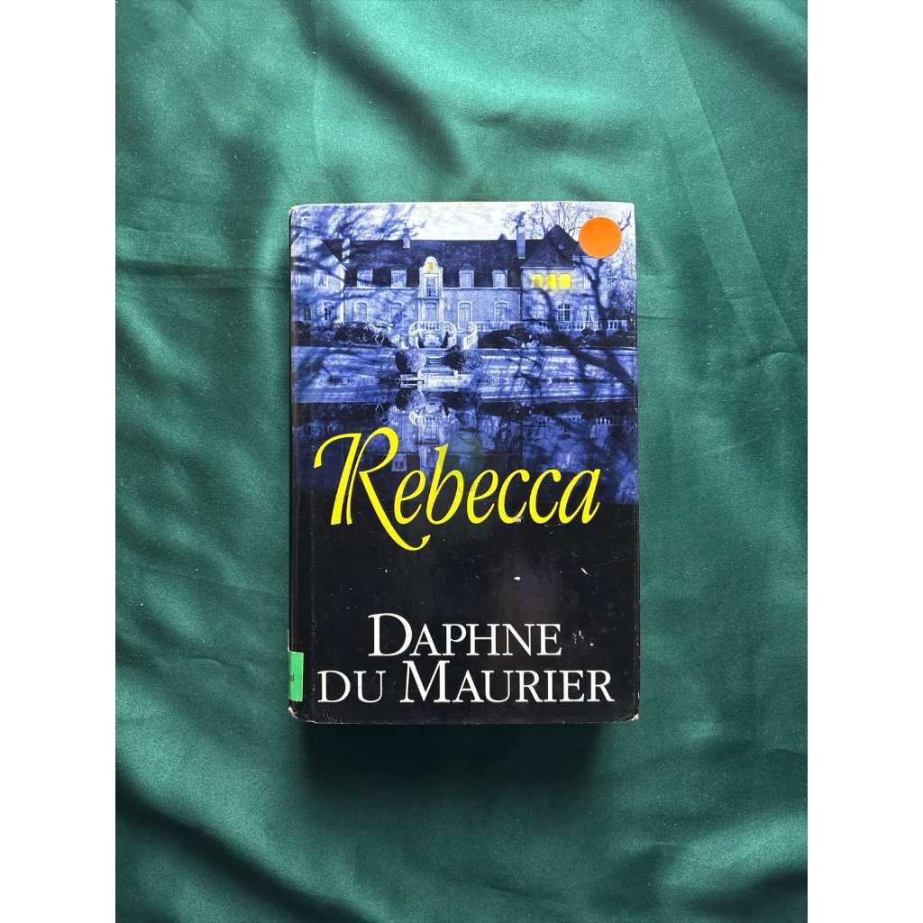 Jual PRELOVED - Novel/Buku Rebecca - Daphne Du Maurier (HC) | Shopee ...