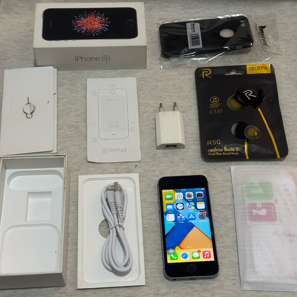 Jual iPh Phone SE Gen1 64GB (All Operator) | Shopee Indonesia