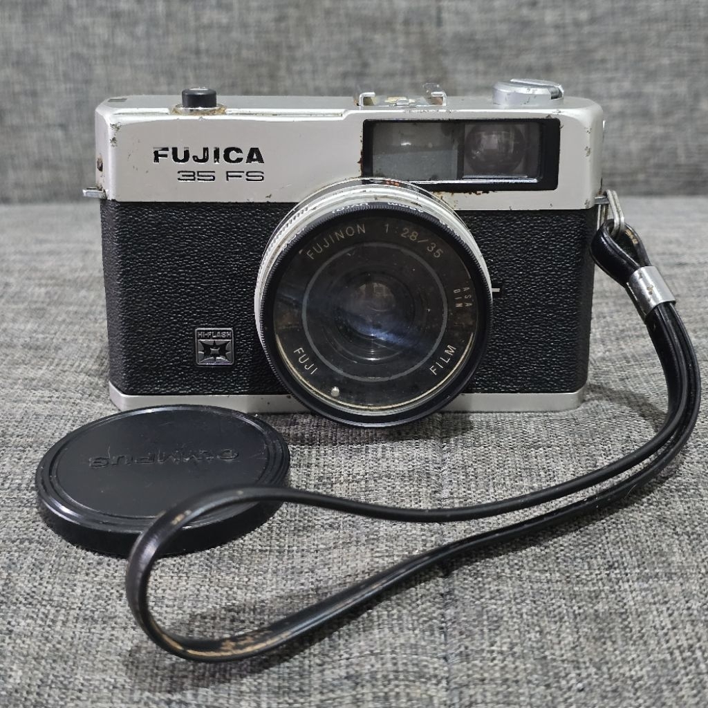 Jual kamera vintage jadul analog fujica 35 FS (for display) | Shopee ...