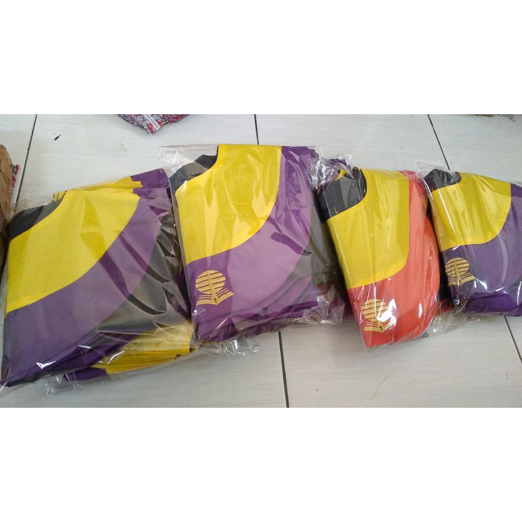 Jual Sleber Wisuda Universitas Terbuka Kerah/Samleh/ Toga UT Sesuai ...
