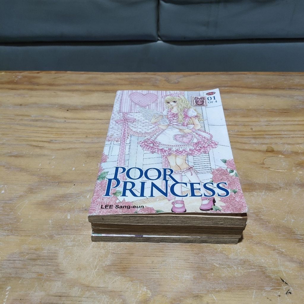 Jual Komik Poor Princess Random | Shopee Indonesia