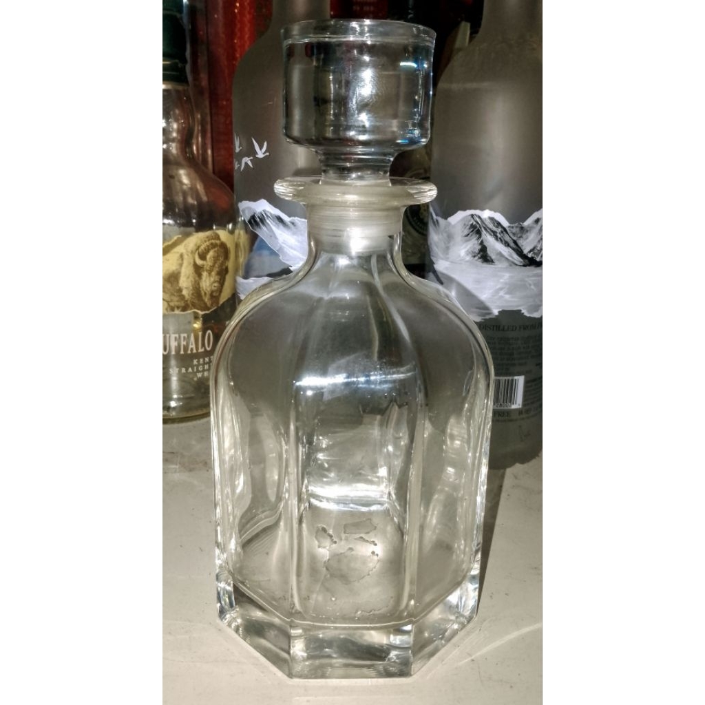 Jual botol bekas minuman import untuk hiasan | Shopee Indonesia