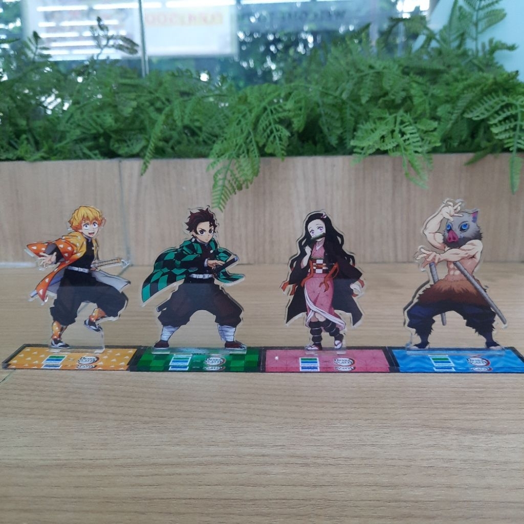 Jual OFFICIAL Acrylic Standee Stande Akrilik Demon Slayer x Family Mart ...