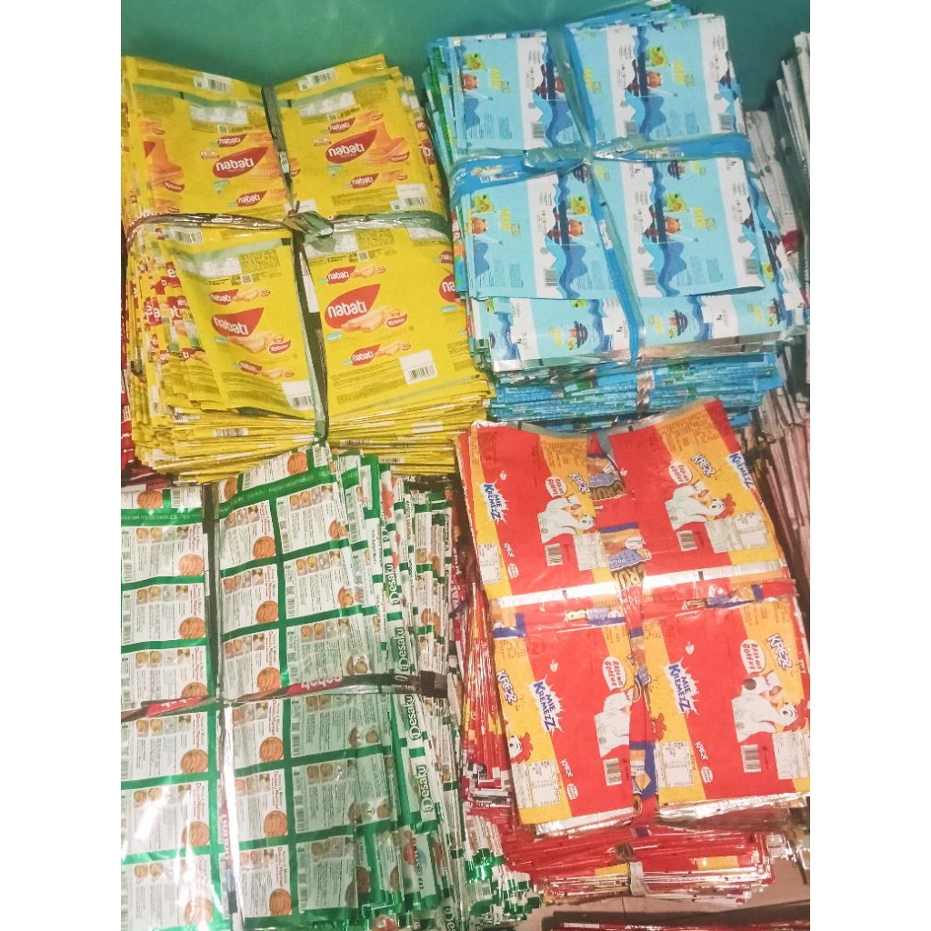 Jual Lapik duduk Plastik Alas Duduk Penggajian | Shopee Indonesia