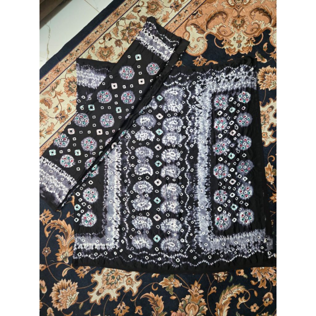 Jual Kain Selendang Jumputan Palembang Silk Semi Sutra Titik Tujuh 7 ...