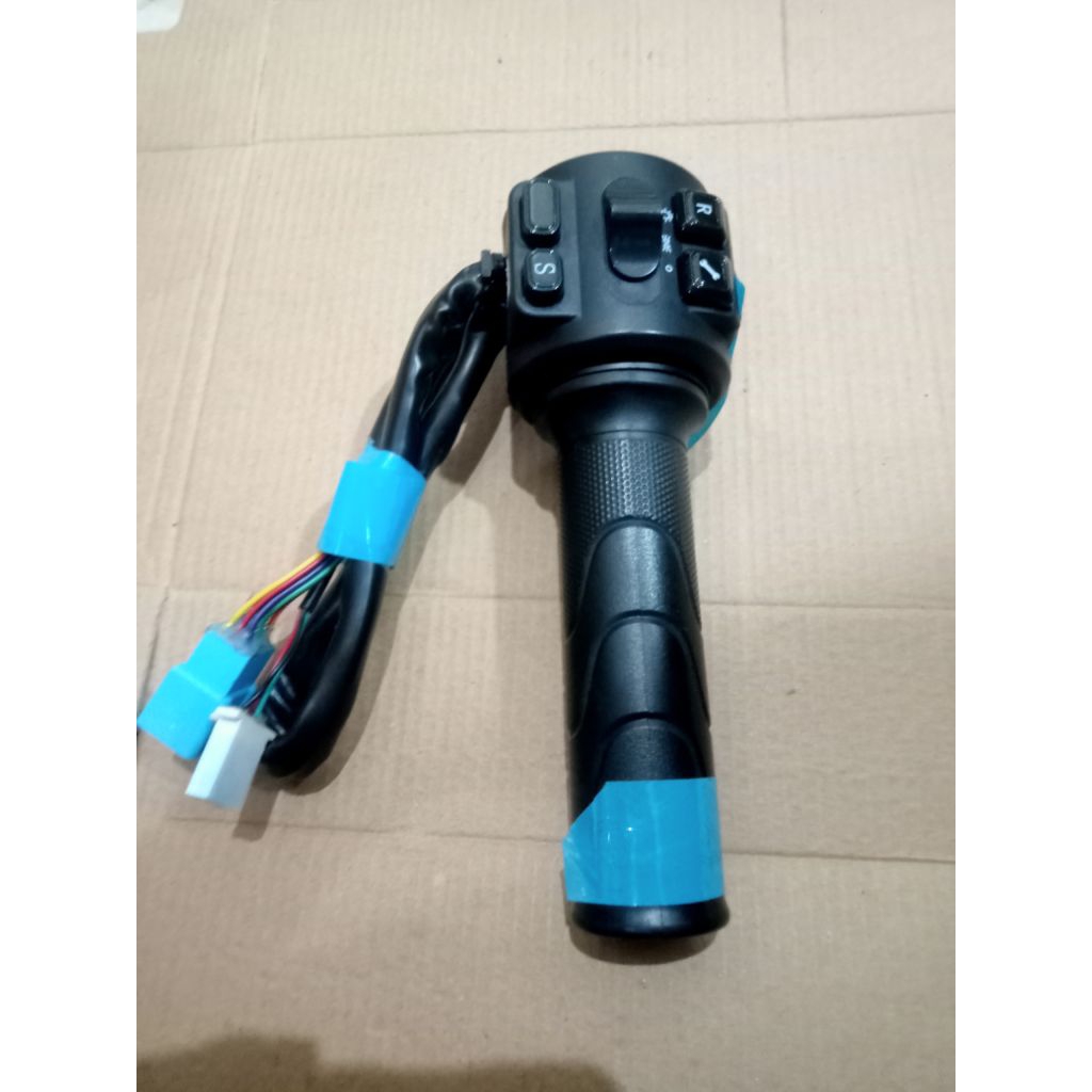 Jual HANDLE GAS KANAN MOTOR LISTRIK ORIGINAL POLYTRON FOX | Shopee ...