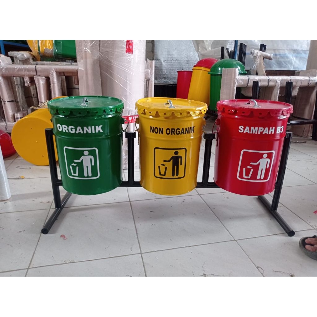 Jual tempat sampah kaleng kapasitas 20liter 3pilah | Shopee Indonesia