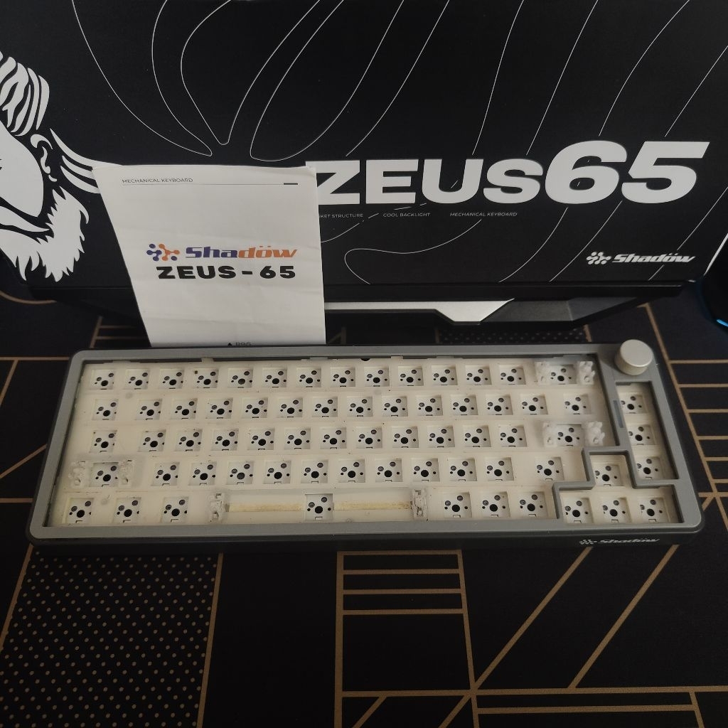 Jual BAREBONE Shadow ZEUS65 65% Compact Wired Knob Gasket Mount RGB PBT ...