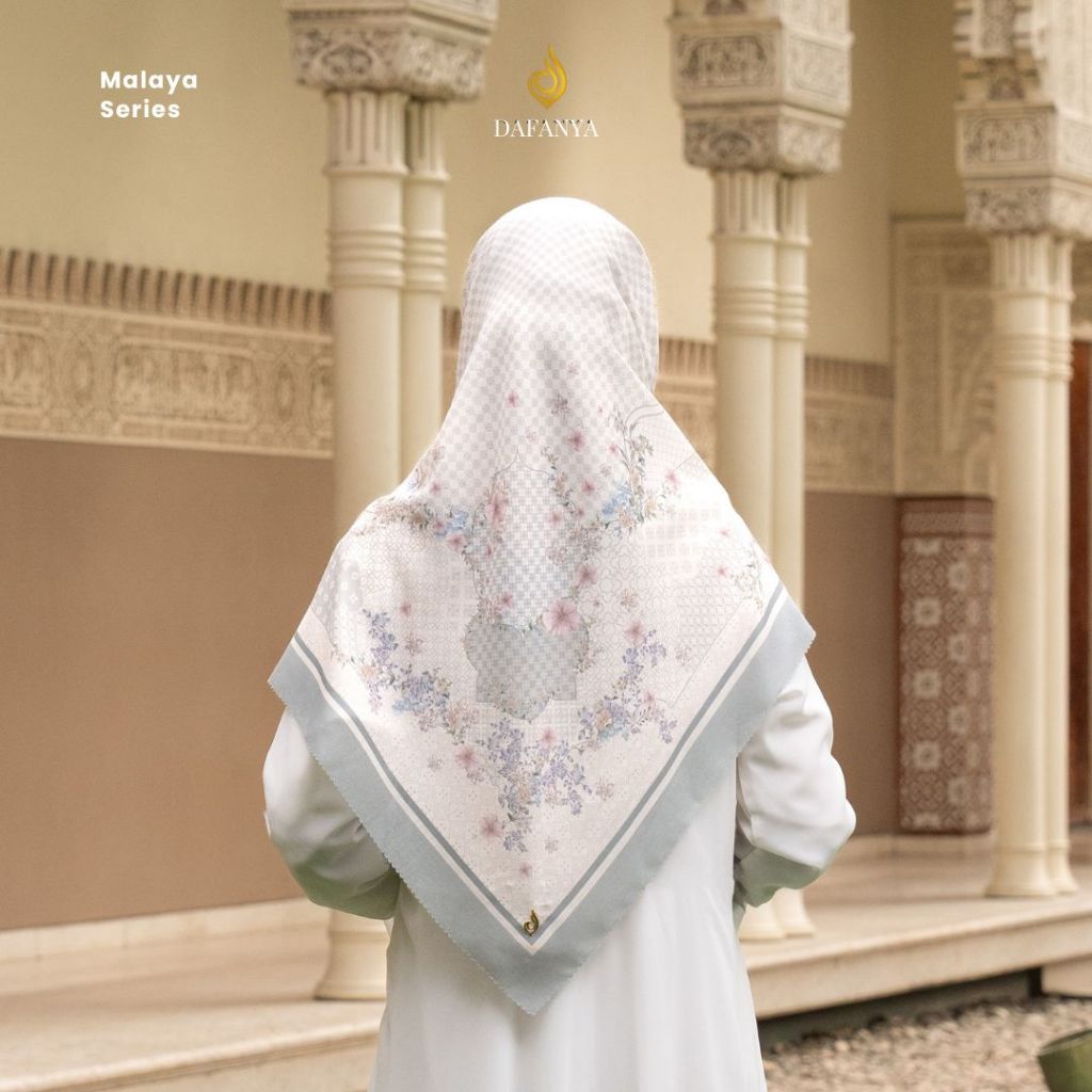 Jual DAFANYA - Malaya Series Jilbab Motif Floral Kerudung Segi Empat ...