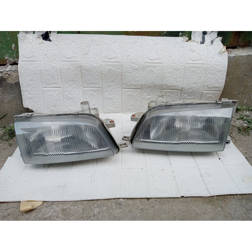 Jual headlamp lampu depan Toyota Corona absolute original second ...