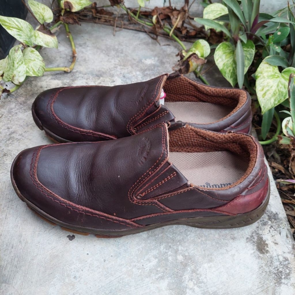 Jual sepatu loafer second handyman size 43(27cm) | Shopee Indonesia