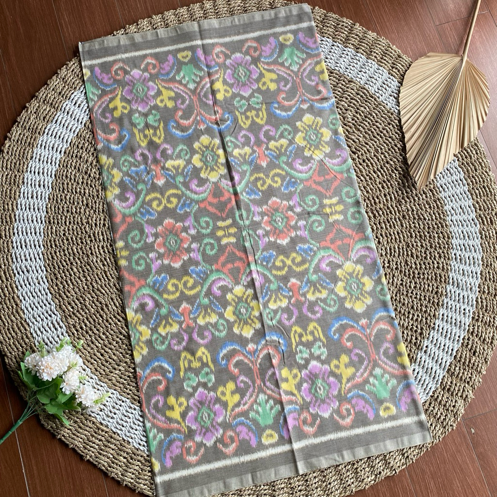 Jual KAIN TENUN IKAT ENDEK KHAS BALI MOTIF PATRA ABU SOFT | Shopee ...