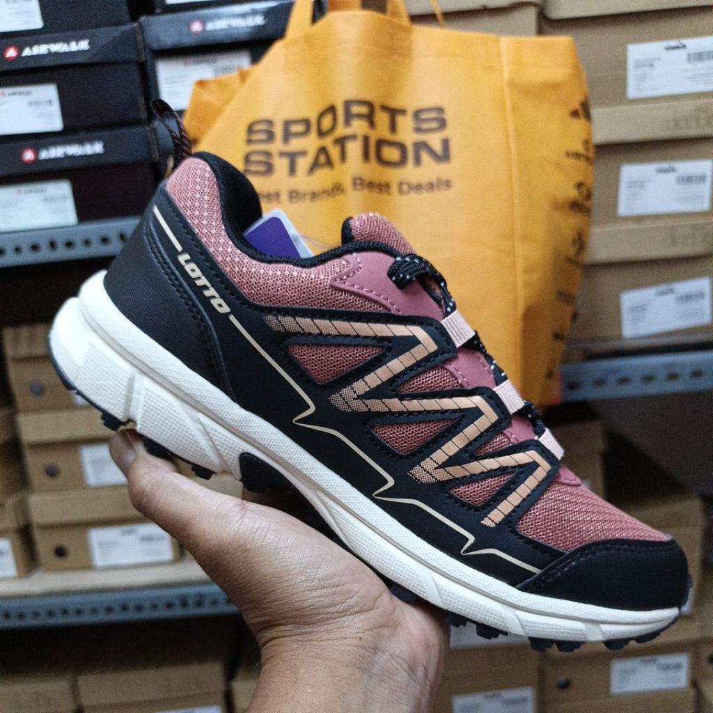 Jual Sepatu Olahraga outdoor trail running Lotto Esther orange original ...