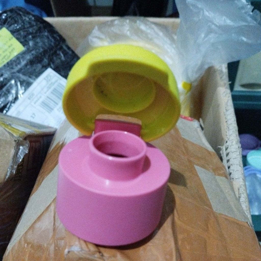 Jual Tupperware seal tutup botol Flip bisa untuk botol 500ml tinggi ...