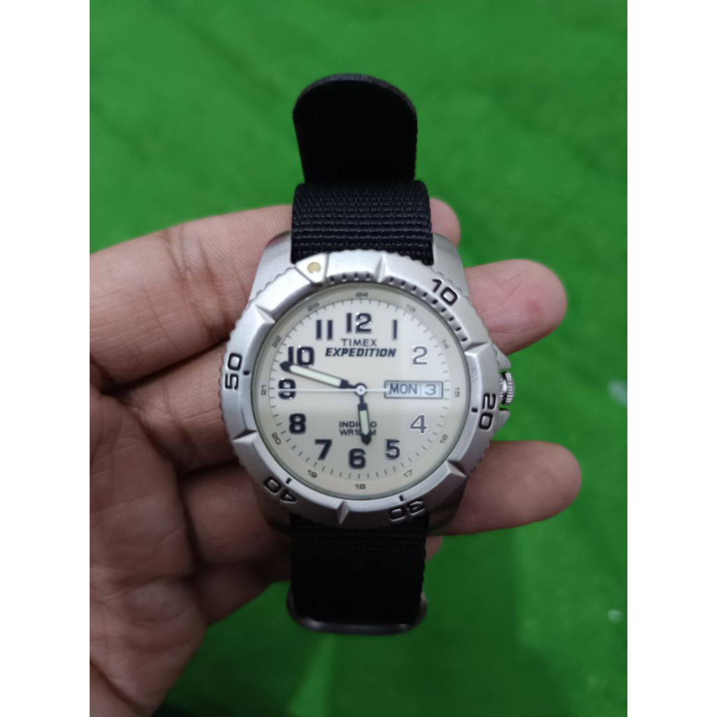 Jual Jam Timex expedition indiglo | Shopee Indonesia