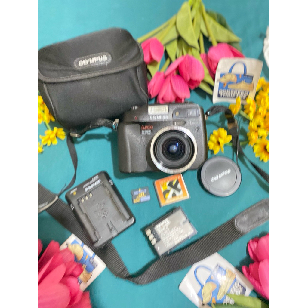 Jual Camera Digital Olympus CAMEDIA C-5010 Zoom Flip Up screen 5.1 MegaPixels 4x Optical Zoom ...