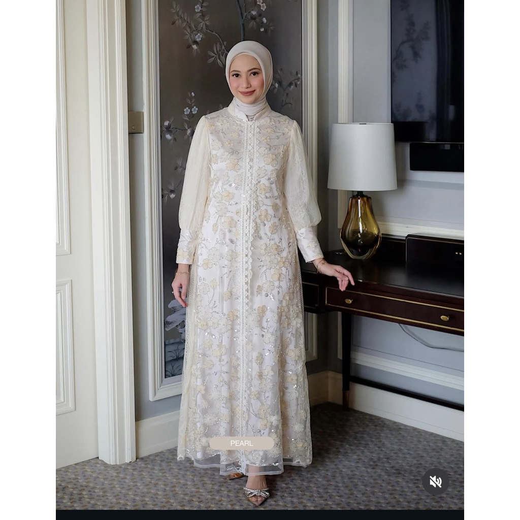 Jual sarah the label Nadine Dress pearl | Shopee Indonesia