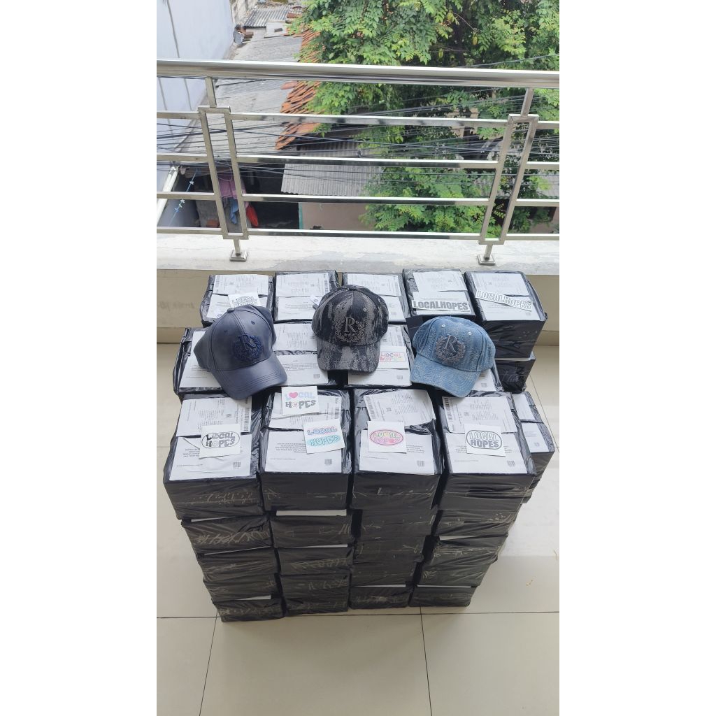 Jual [FREE TAS SERUT DAN BOX ORIGINAL 100%] Rucas Gradient Grey Caps ...