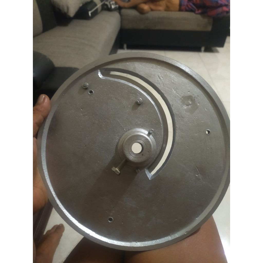 Jual pisau piringan bulan sabit perajang tempe | Shopee Indonesia