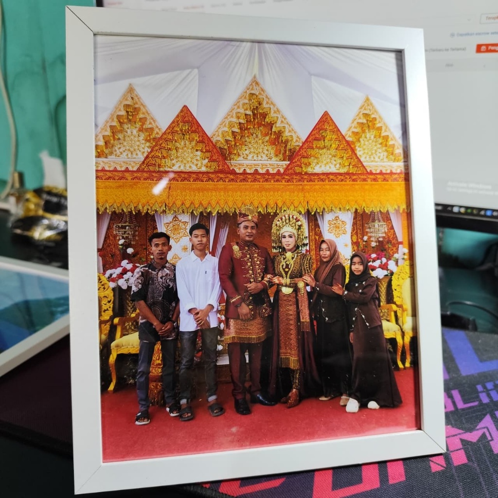 Jual FRAME FOTO / BINGKAI MINIMALIS FOTO A4 / SERTIFIKAT/ IJAZAH UKURAN ...