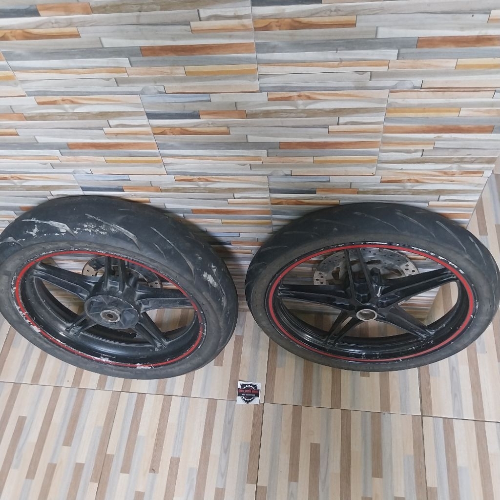 Jual VELG DEPAN BELAKANG YAMAHA VIXION NVL/NVA ORIGINAL COPOTAN SECOND ...