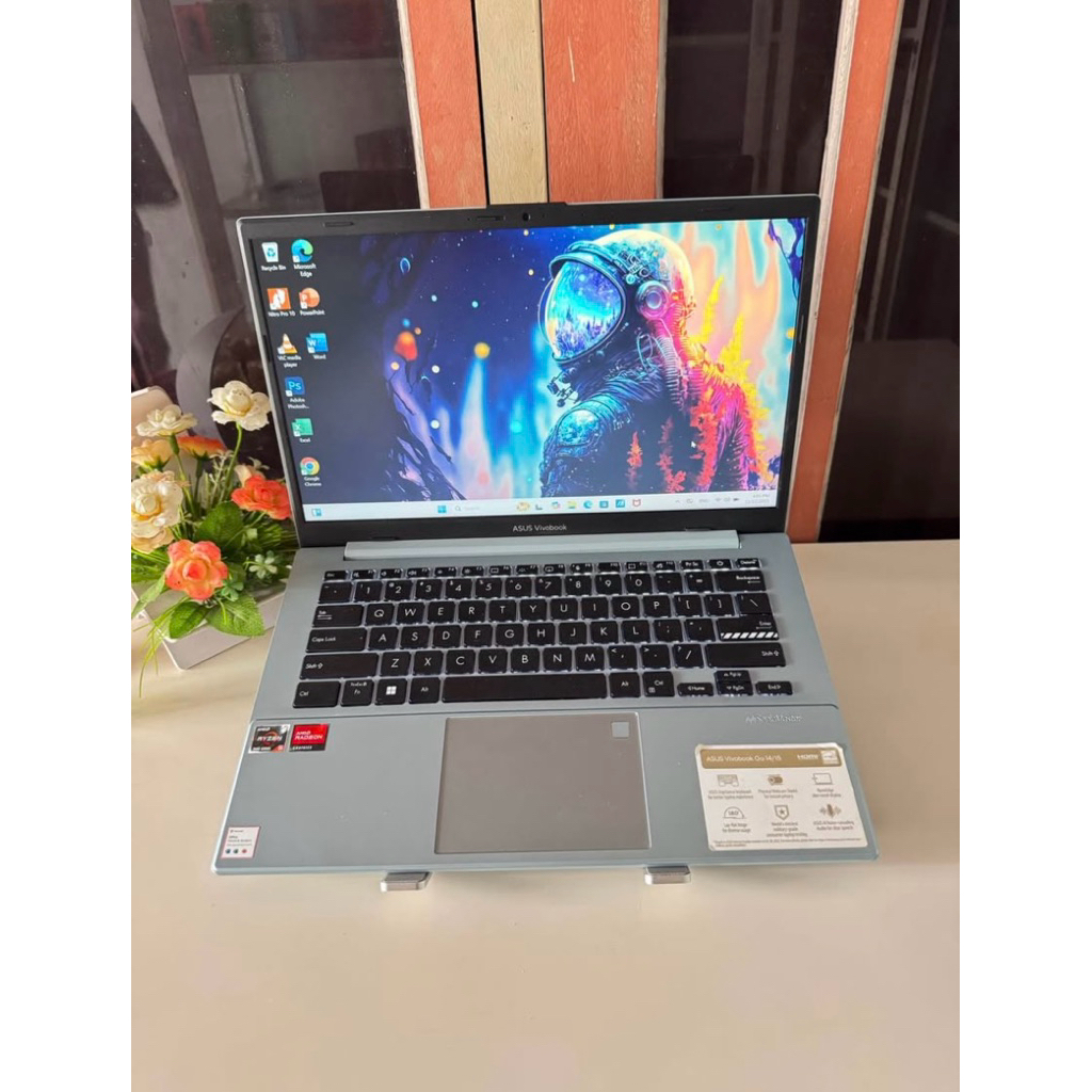 Jual Asus Vivobook Go 14 E1404FA Like New Garansi Resmi aktif 02/2026 ...